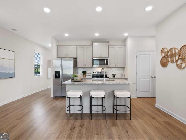1252 Riverstone Road