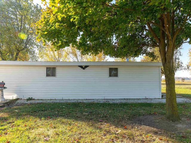 1252 S 600 W Road