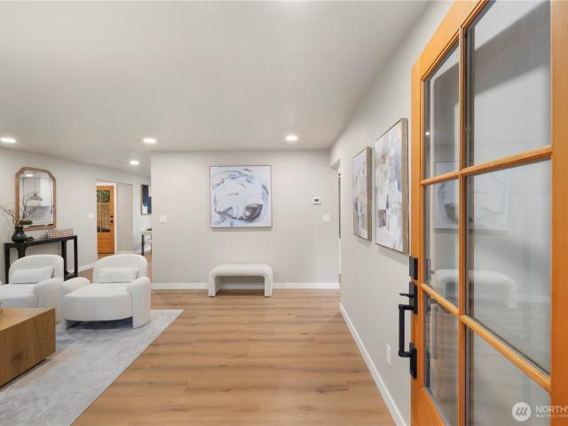 1252 th Avenue NE