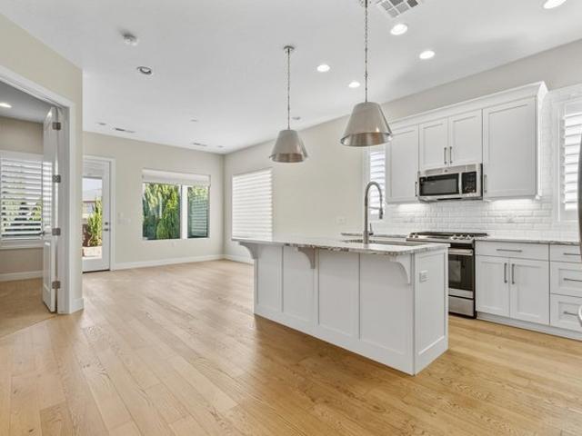 1252 W Felter Dr, Saint George, UT 84790