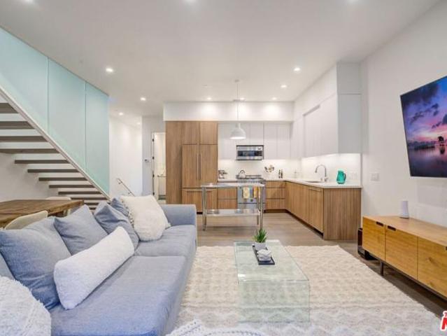 1253 N Formosa Ave, West Hollywood, CA 90046