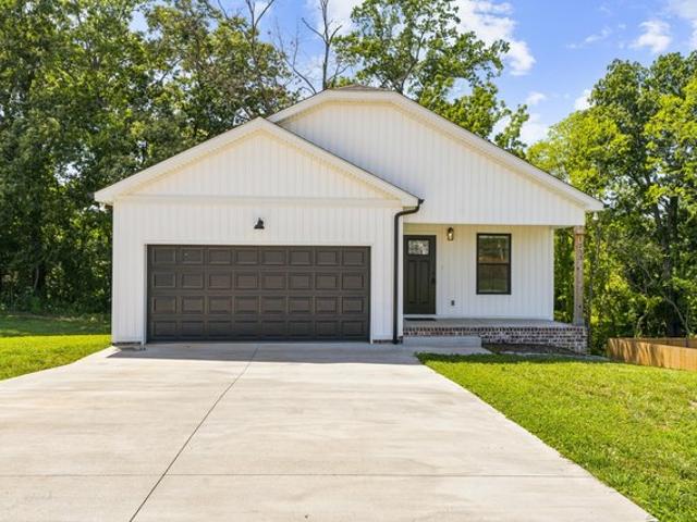 1253 Angus Way, Greenbrier, TN 37073