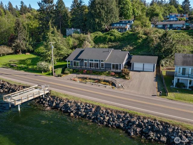 1253 Beach Dr E, Port Orchard, WA 98366 | MLS #2516