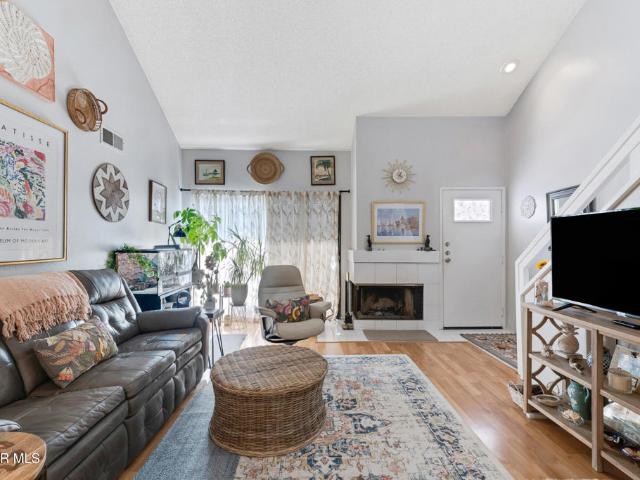 1253 Tivoli Lane 36