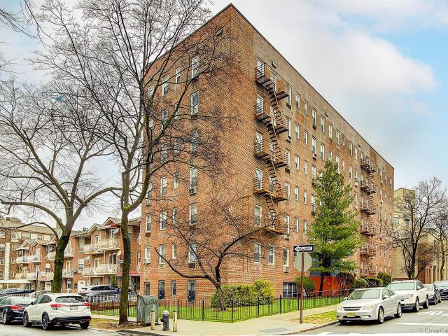 125 0 th Avenue, Unit 6G
