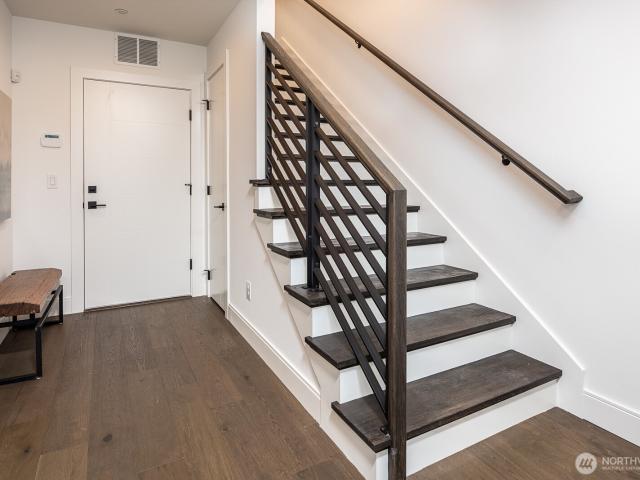 125 100th Ave NE, Unit 155, Bellevue, WA 98004 | MLS #2503 | Compass