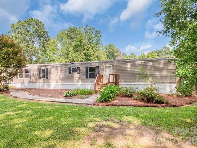 125 & 139 Farthing Drive