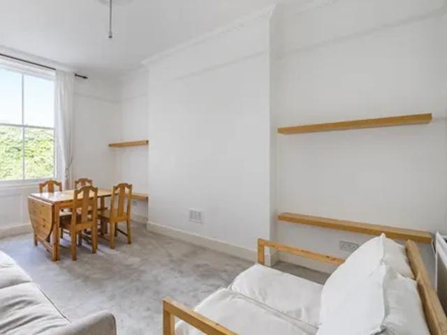 125 164 Clapham Crescent, London, SW4 7BZ, United Kingdom | 2 bed apartment for rent #165479521 | Rentberry