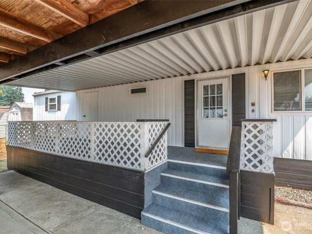 125 195th Street E # 15