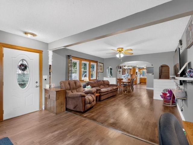 125 2nd Avenue NW