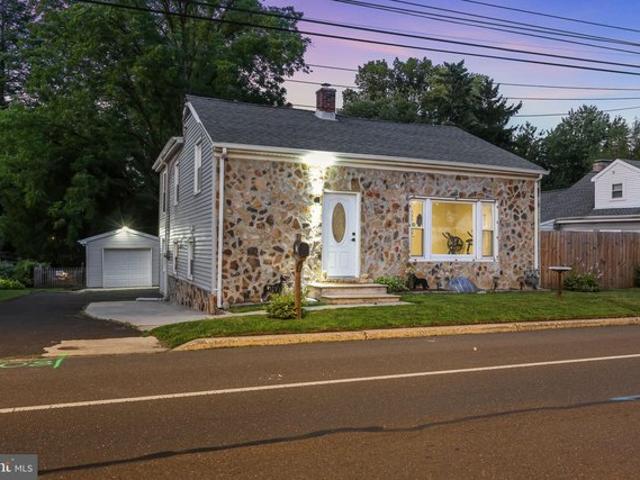 125 County Line Rd, Feasterville Trevose, PA 19053