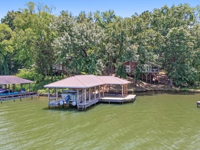 125 County Road 3162, Jacksonville, TX 75766