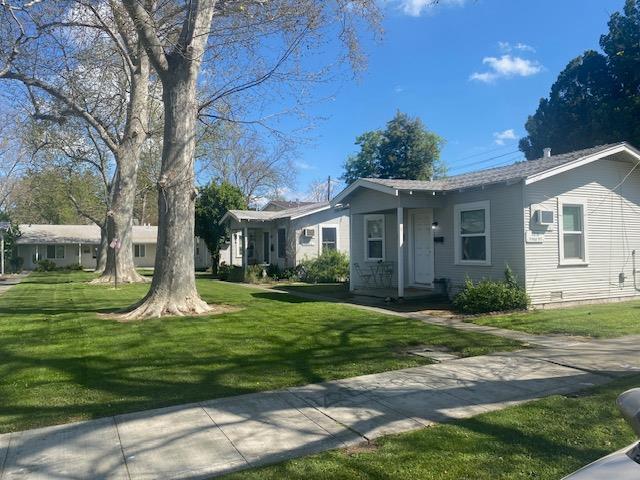 125 College St, Woodland, CA 95695 | Compass