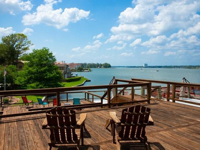 125 Capetown St, Conroe, TX 77356
