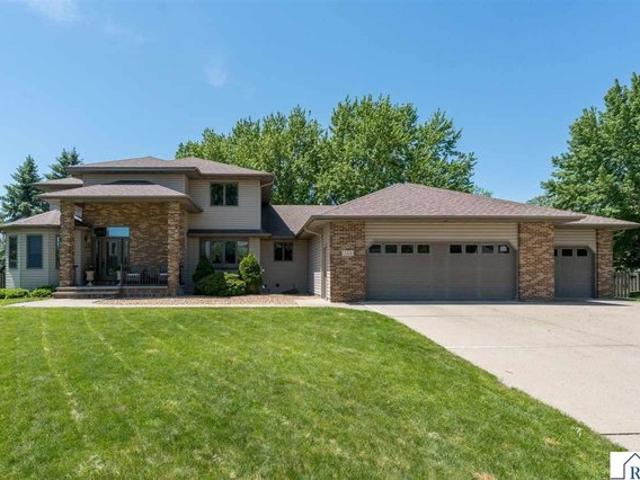125 Celestine Cir, Mankato, MN 56001