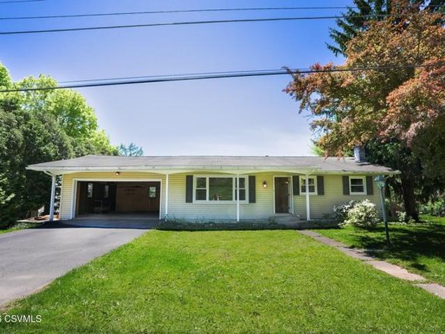 125 Center St, Northumberland, PA 17857
