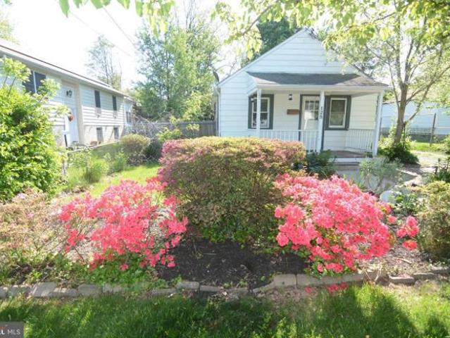 125 Charles St, Rockville, MD 20850
