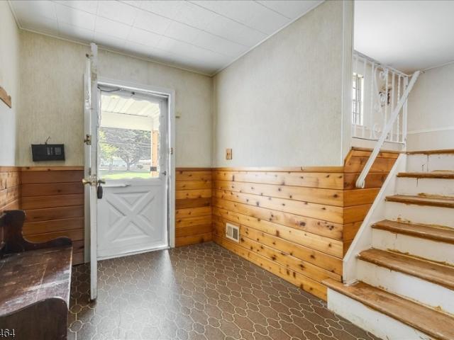 125 Clover Hill Dr