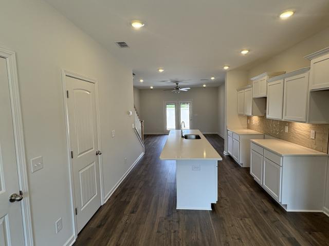 125 Ace Ave