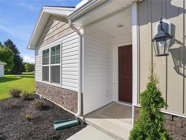 125 Arlington Dr, Eaton, OH 45320