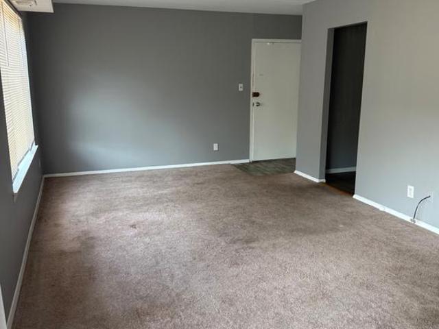 125 B Clubhouse Drive SW # 7