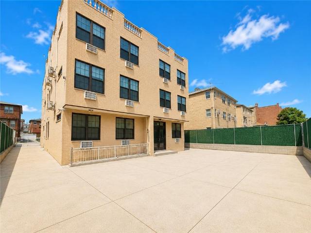 125 Bay 29th Street