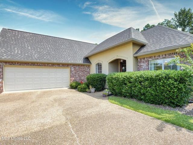 125 Baileys Ridge Cir, Clinton, MS 39056