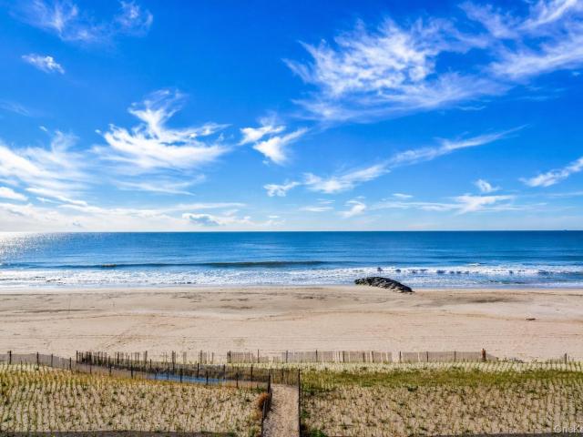 125 Beach 124 6F