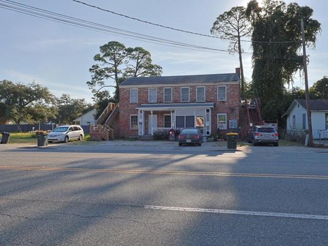 125 Beal Pkwy SE, Fort Walton Beach, FL 32548
