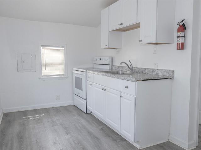 125 Bell Street # Unit: b