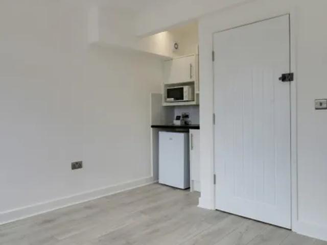125 Bellegrove Road, Belle Grove, London, DA16 3QS, United Kingdom | 1 bed apartment for rent #166515546 | Rentberry