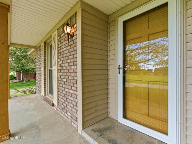 125 Bluegrass Way