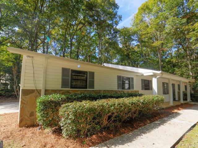 125 Brooks Dr, Tyrone, GA 30290