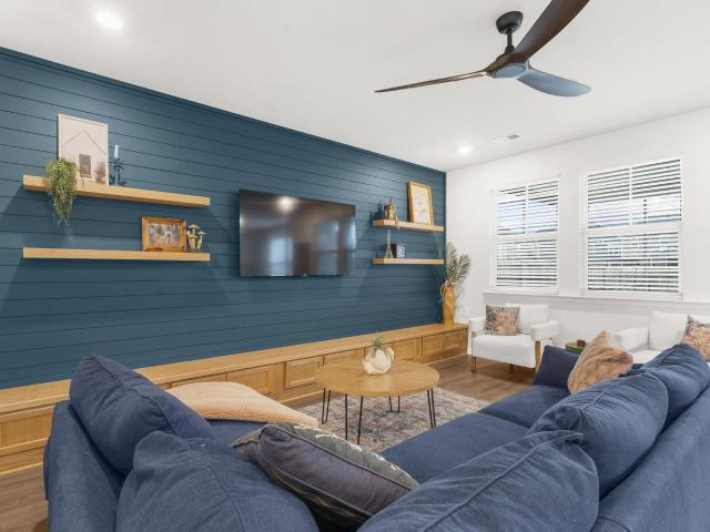 125 Garden Lily Lane