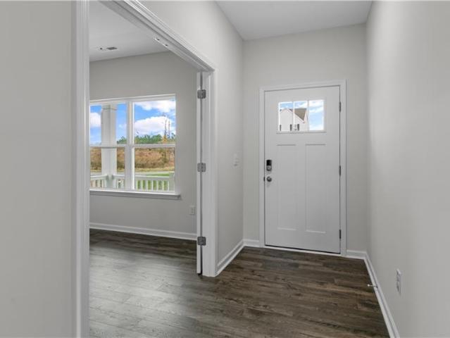125 Greenbrier Way