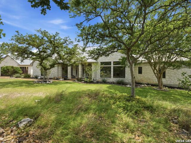 125 Greystone Point
