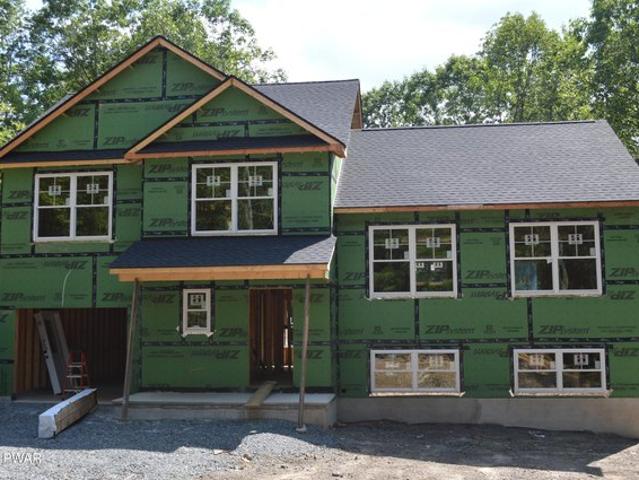125 Gunstock Ln, Tafton, PA 18464