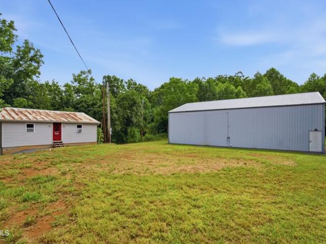 125 Dale Blevins Ln, Roan Mountain, TN 37687