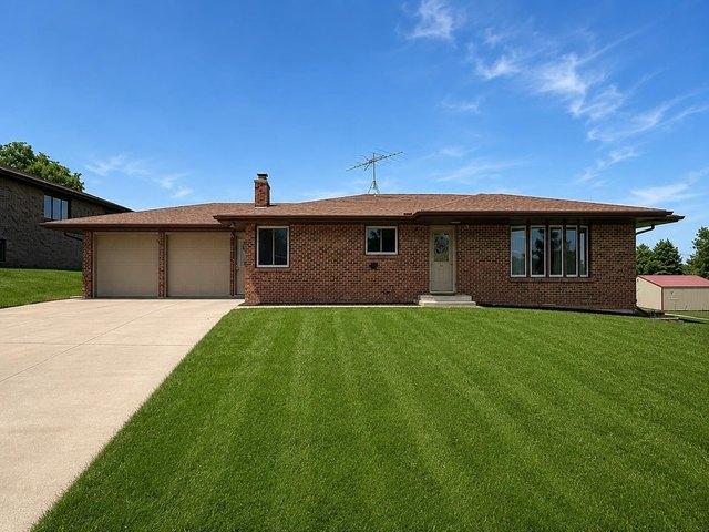 125 E 1st St, Lindsay, NE 68644