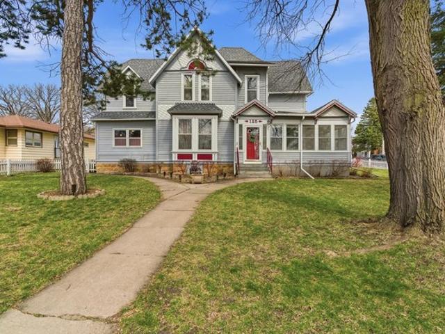 125 E 2nd St, Blue Earth, MN 56013