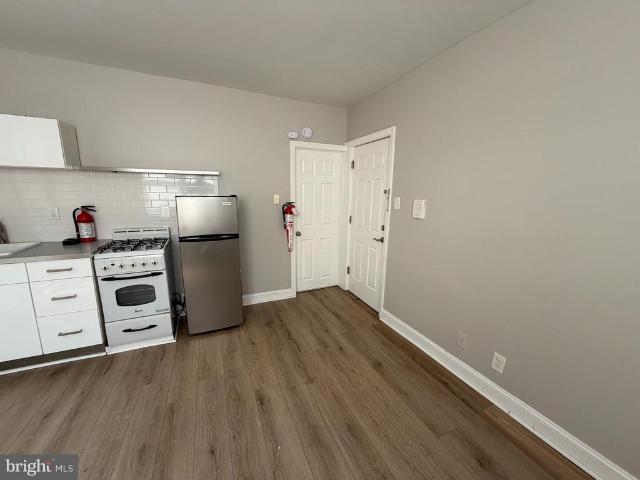 125 E Bettlewood Avenue # 2