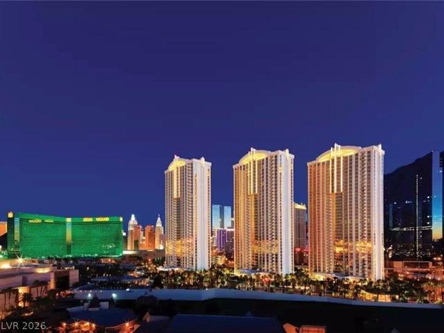 125 E Harmon Ave Unit 2902, Las Vegas, NV 89109