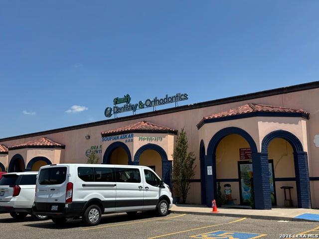 125 E Las Milpas Rd