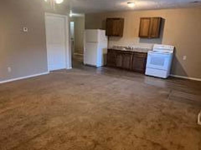 125 E Neosho Street # B