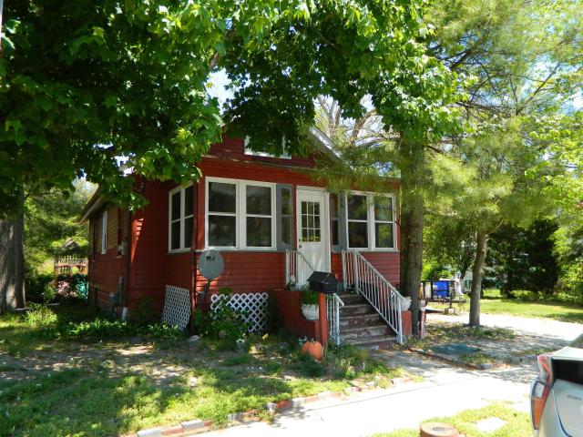 125 E Revere Ave