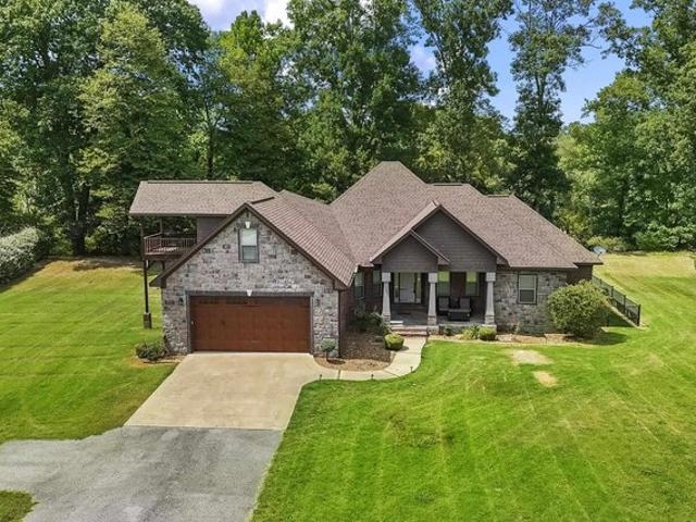125 E River Dr, Pangburn, AR 72121