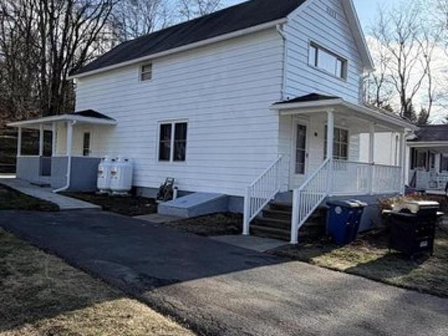 125 E Saylor Ave, Wilkes Barre, PA 18702