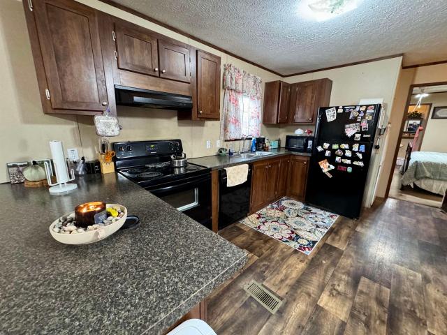 125 elam way