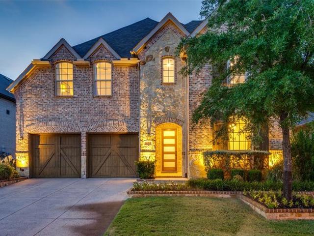 125 Erling Ln, Irving, TX 75039
