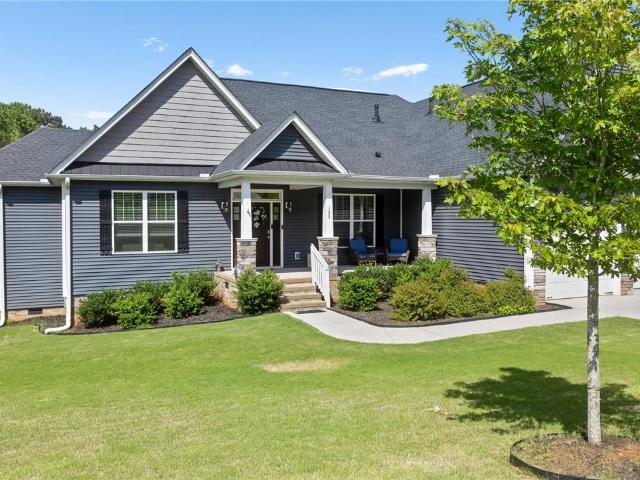 125 Estateside Drive